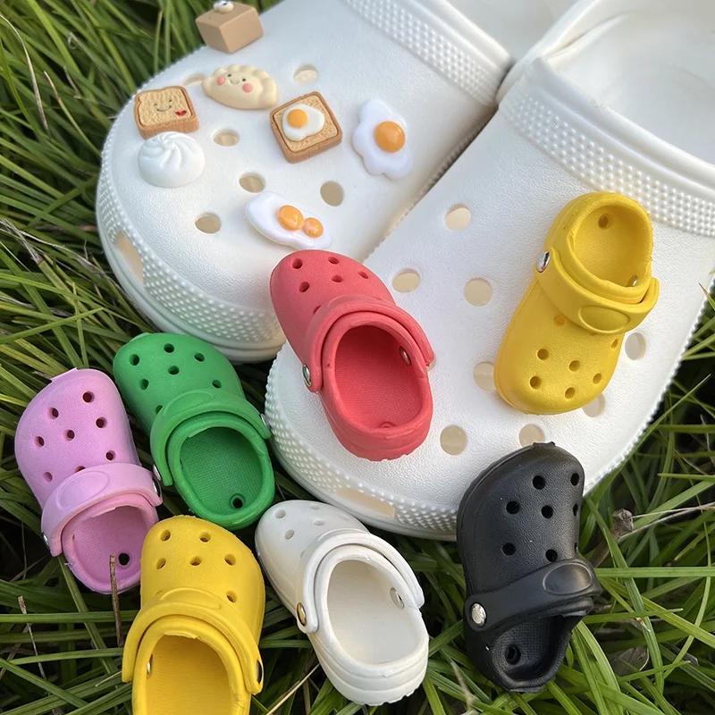 1set-Mini-Cute-Croc-Shoe-Croc-Jibbit-Charms-Mini-Slipper-Shoe-Buckle ...