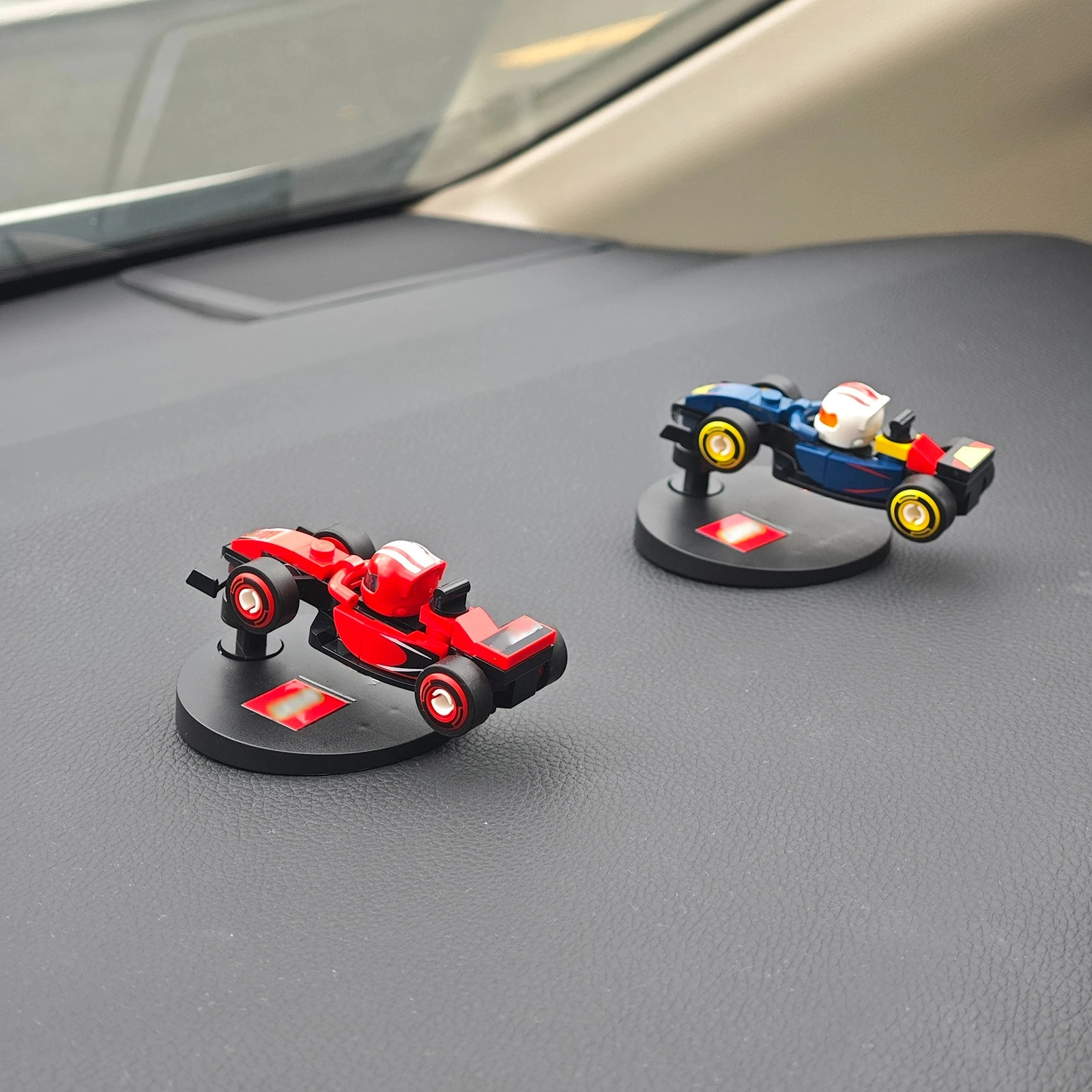 Applicable Lego 71049 Pull-It-Out Miniature Racing Car with Automatic ...