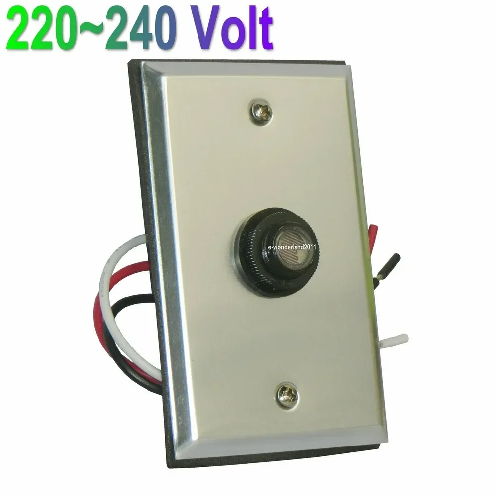 220-to-240VAC-Dusk-To-Dawn-Flush-Mount-Photocell-Photoeye-With-Wall ...