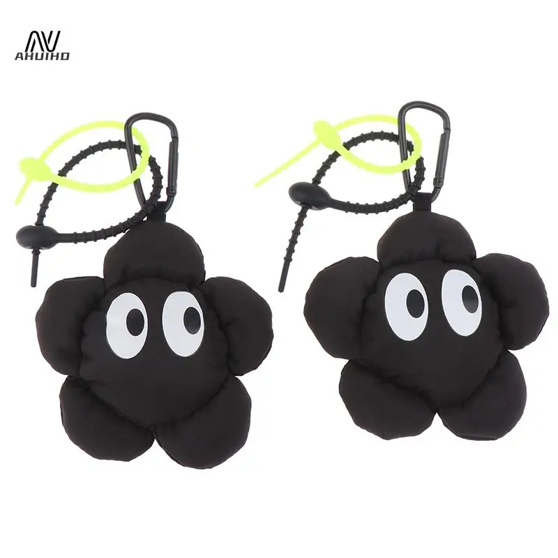 Trendy Black Flowers Keychain Cute Floral Key Holder For Girls Backpack ...