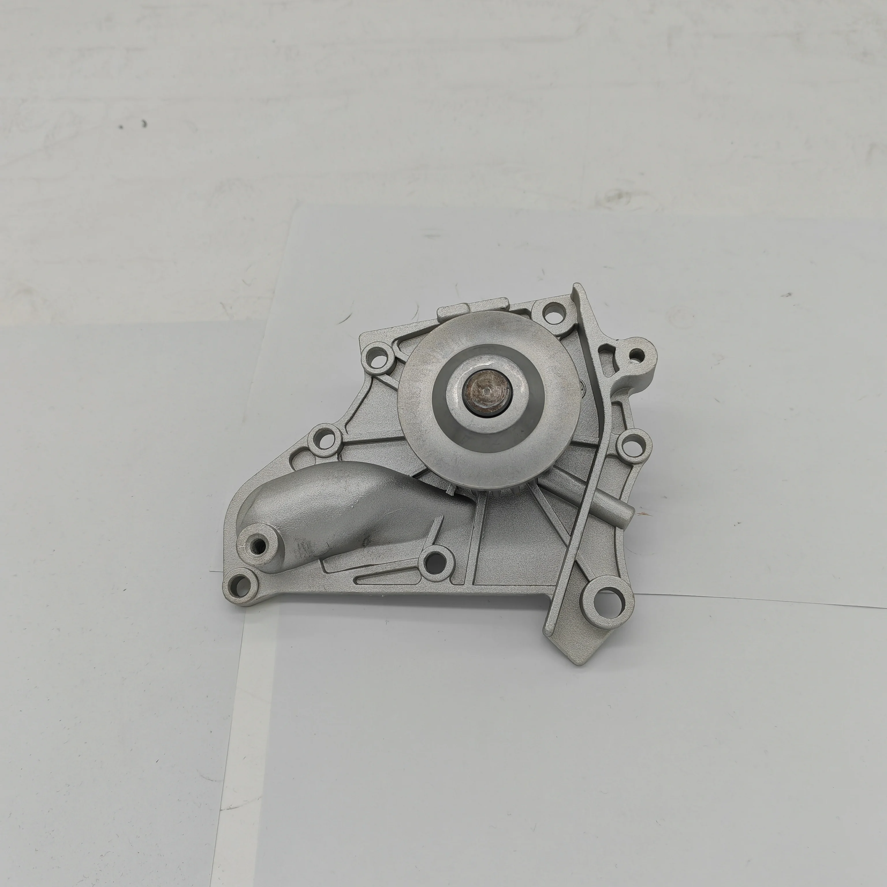 Engine-Cooling-Water-Pump-For-Toyota-16110-79045-16110-79025-16110 ...
