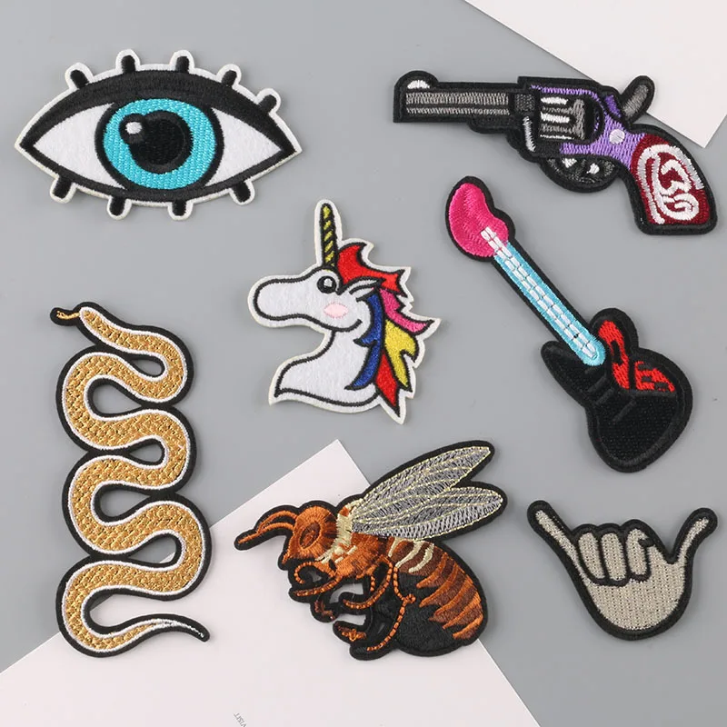 Iron-on-Embroidery-Patches-Cartoon-Eye-Badges-Golden-Snake-Unic-rnio ...