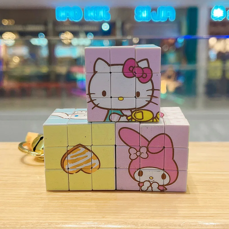Hello Kitty Cube Car