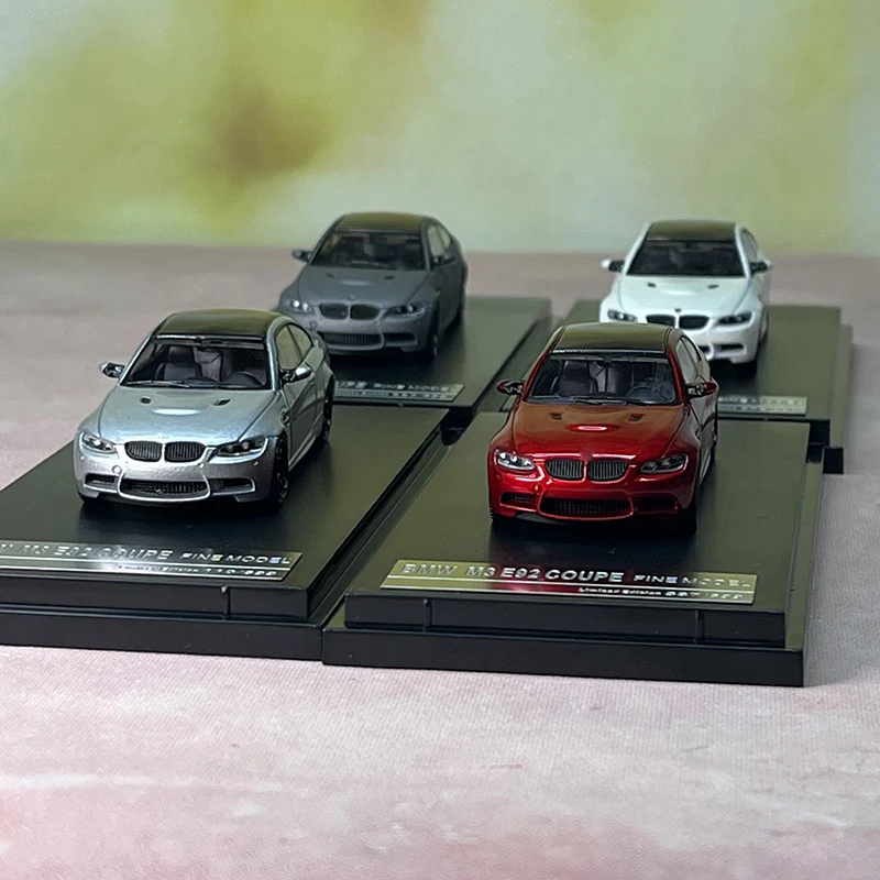 FINE-MODEL-1-64-E92-Silver-Red-Gray-White-limited699-Diecast-Model-Car.jpg