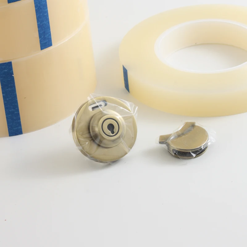 The protective film of this product has medium viscosity, which is ...