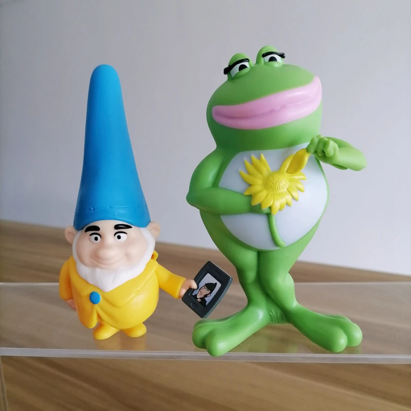 McsDonals-Toy-Sherlock-Gnomes-Cartoon-Film-Characters-Frog-Figure-Table ...