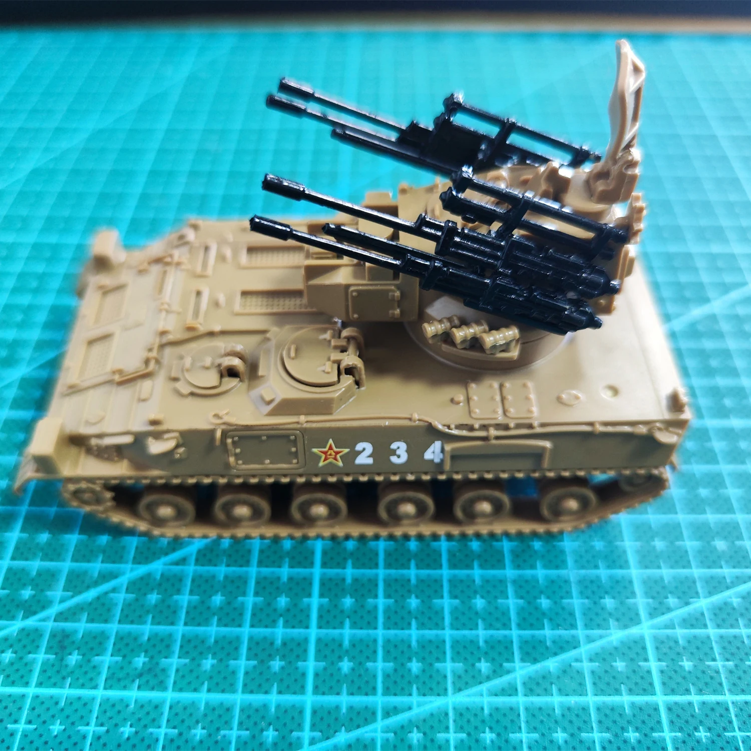 Plastic-Tank-Simulation-Model-Collection-Presente-Masculino-Ex-rcito ...