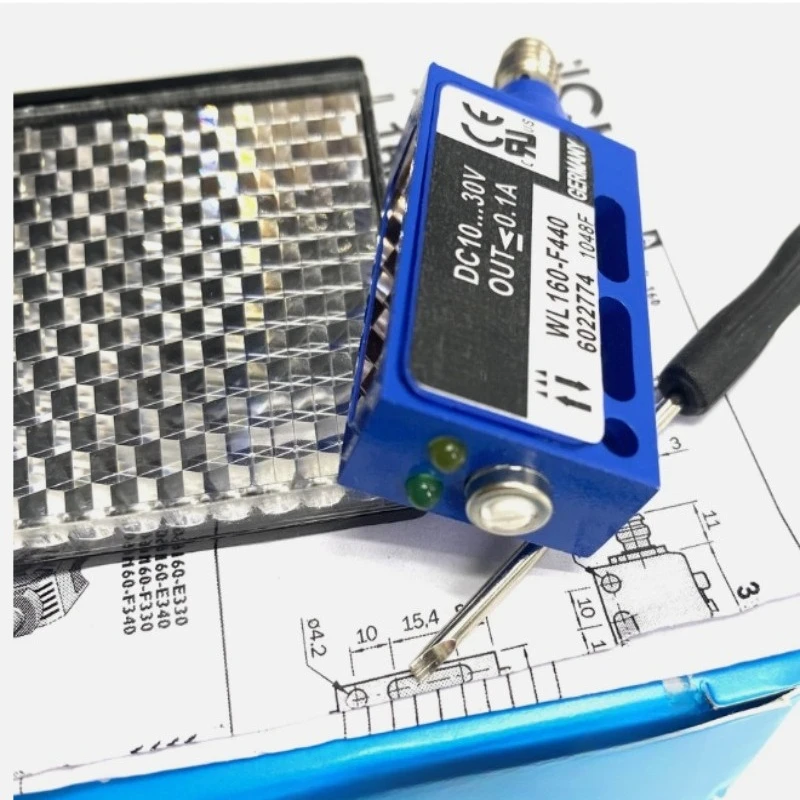 Brand New Original WL160-F440 PLC PHOTOELECTRIC REFLEX SWITCH In Box ...