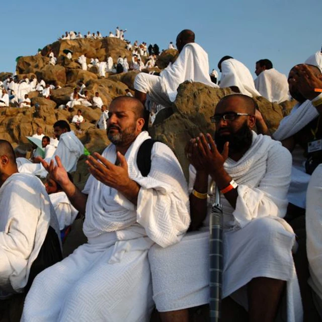 Hajj Clothes For Men