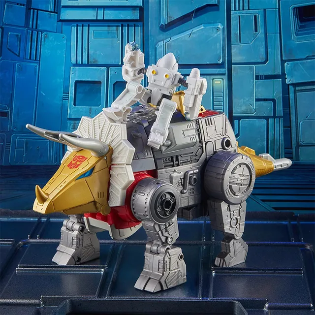 Transformers Fall Of Cybertron Slug Toy