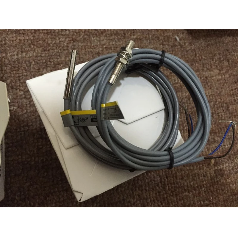 1PCS E2E-X1C1 E2E-X1B1 E2E-CR8C1 E2E-CR8B1 Proximity Switch Sensor New ...