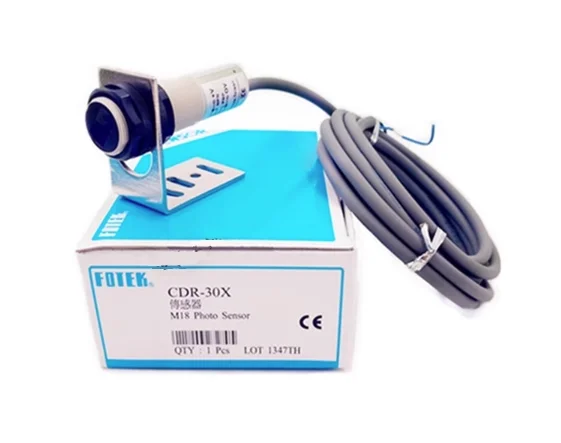 CDR-30X-CDR-10X-New-M18-Diffuse-Reflection-Photoelectric-Sensor.png