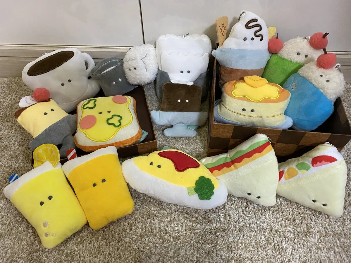 Shop Generic Yell World Coffee Shop With Round Eyes Mascot Bc 15 Types ...