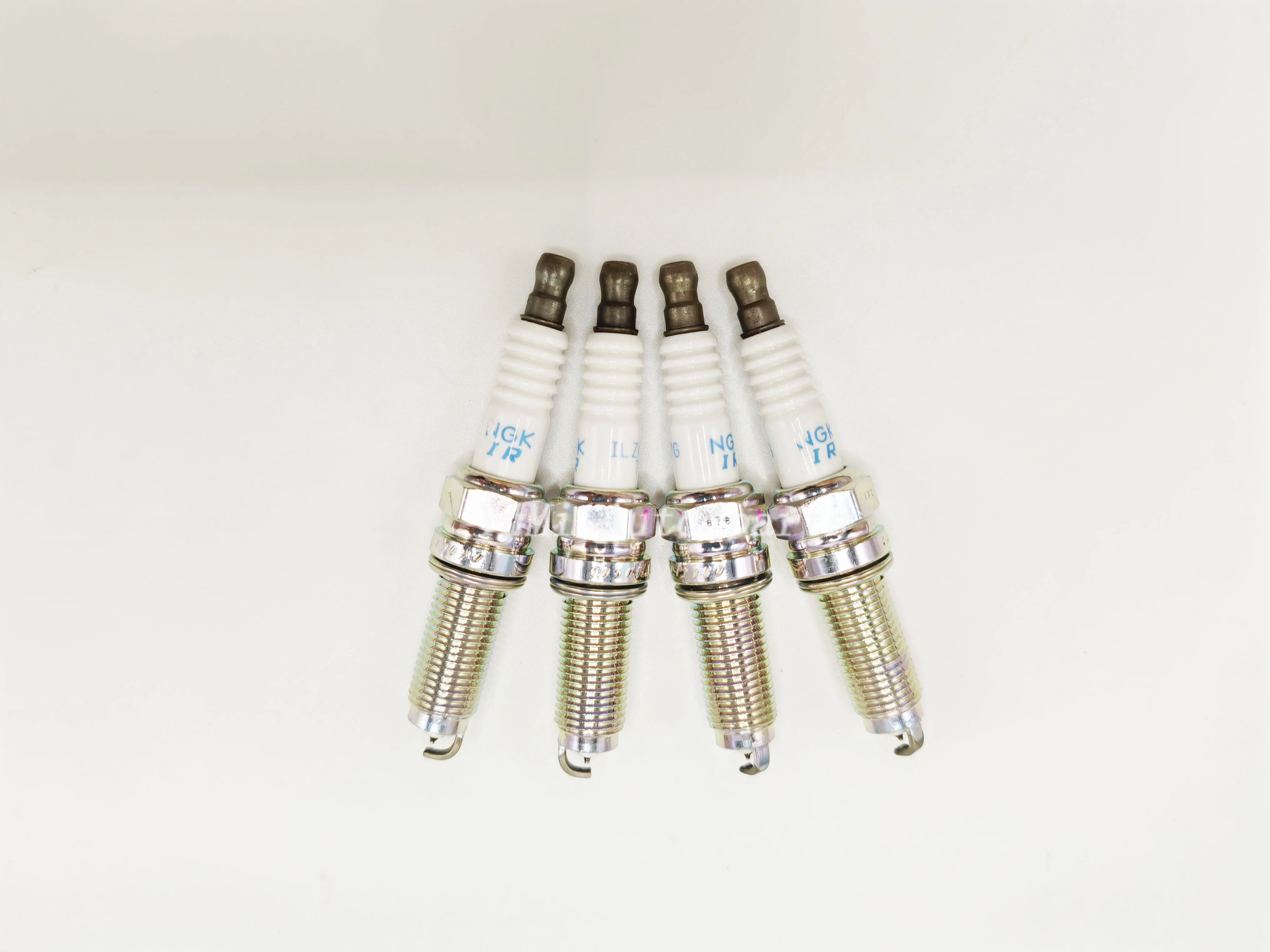 OEM-buj-a-para-Jeep-Wrangler-Grand-Cherokee-COMMANDER-50051491-4-piezas ...