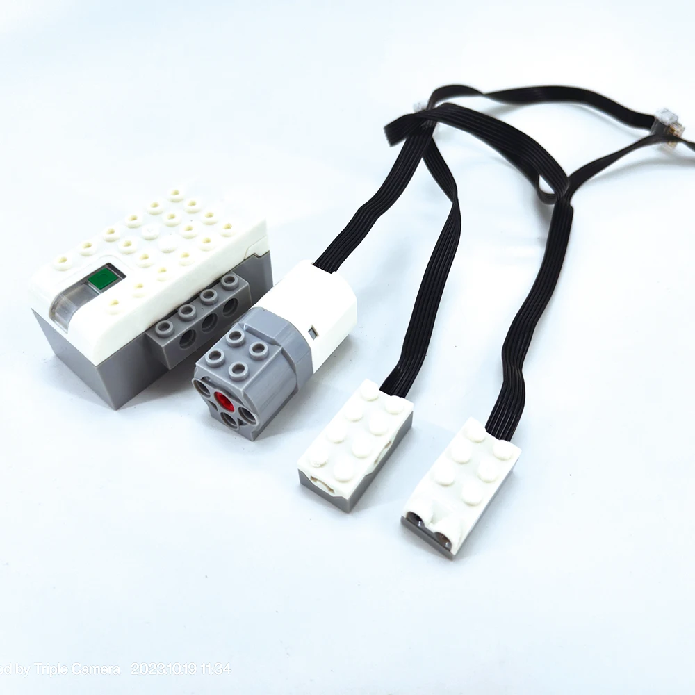 High-Tech-Hub-Sensor-Motor-Building-Blocks-WEDO-2-0-Power-Function-EV3 ...