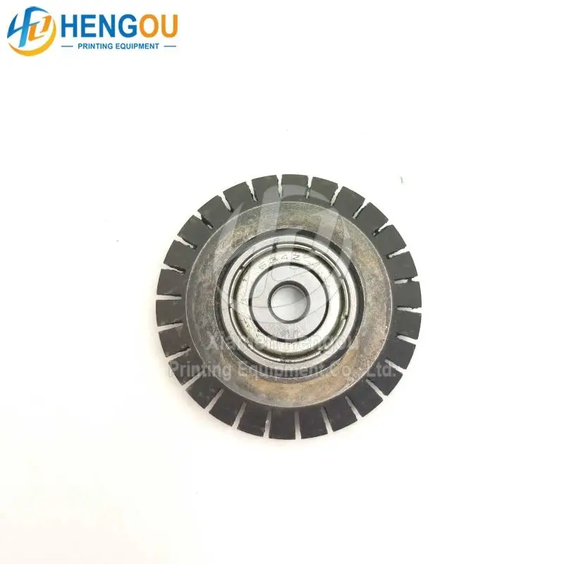 03731126-30x4x5mm-heidelberg-wheel-03-731-126F-perforating-wheel-for-MO ...