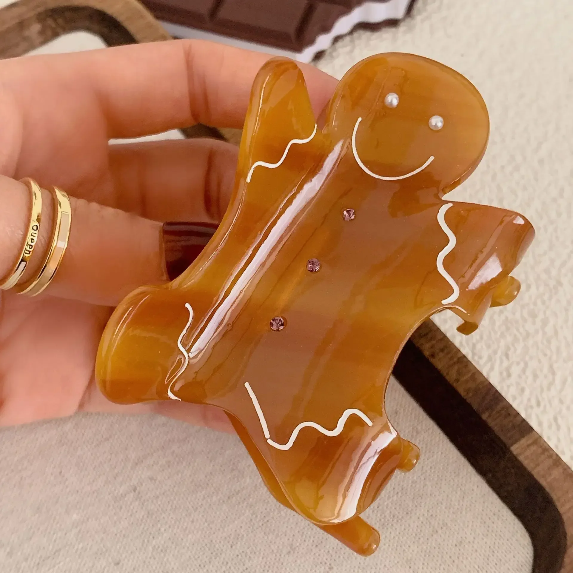 Muweordy Christmas Gingerbread Man Hair Claw Acetate Claw Clip Caramel ...