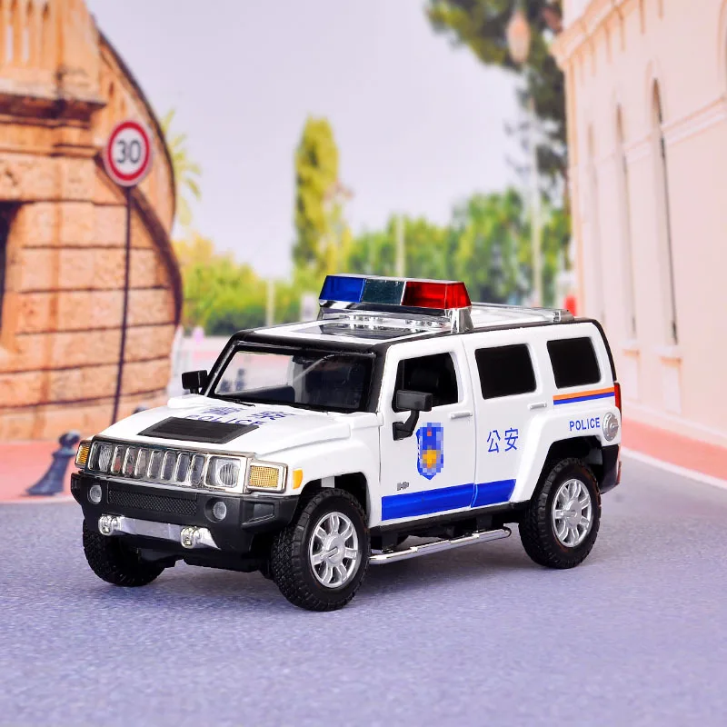 Hummer H3 Police Car