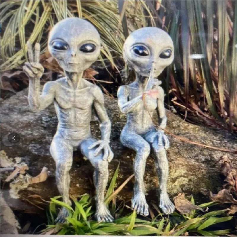 1pc-Alien-Resin-Ornaments-Alien-Ufo-Outdoor-Dwarf-Garden-Statue ...