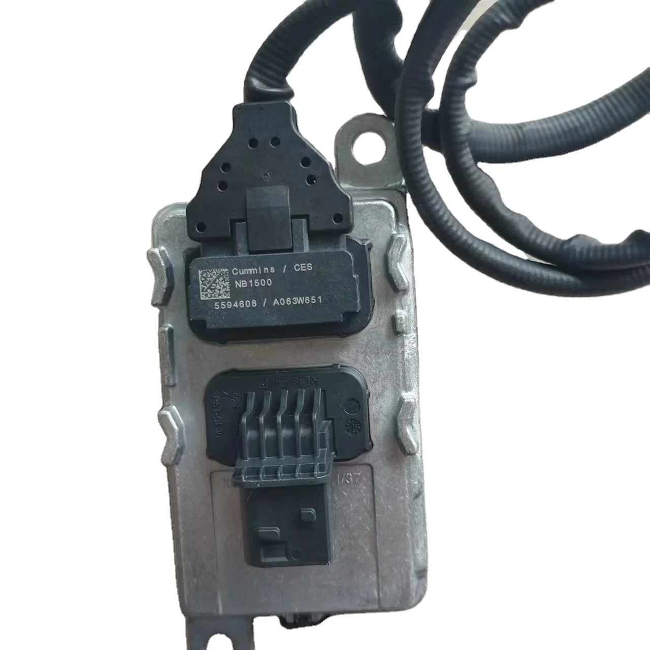 Original-24V-5594608-A063W651-SCR-nitrogen-oxygen-sensor-compatible ...