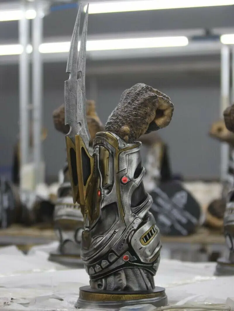 Predator Wrist Blades