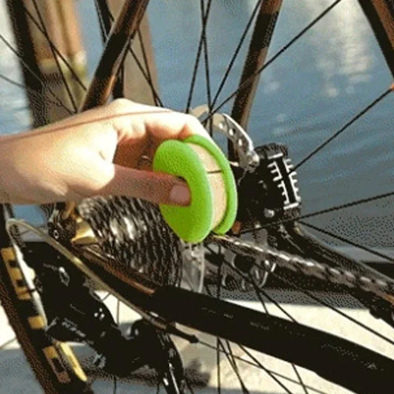1PC Bicycle Chain Lubricator Oiler Lubrication Disc Rolling Wheel ...