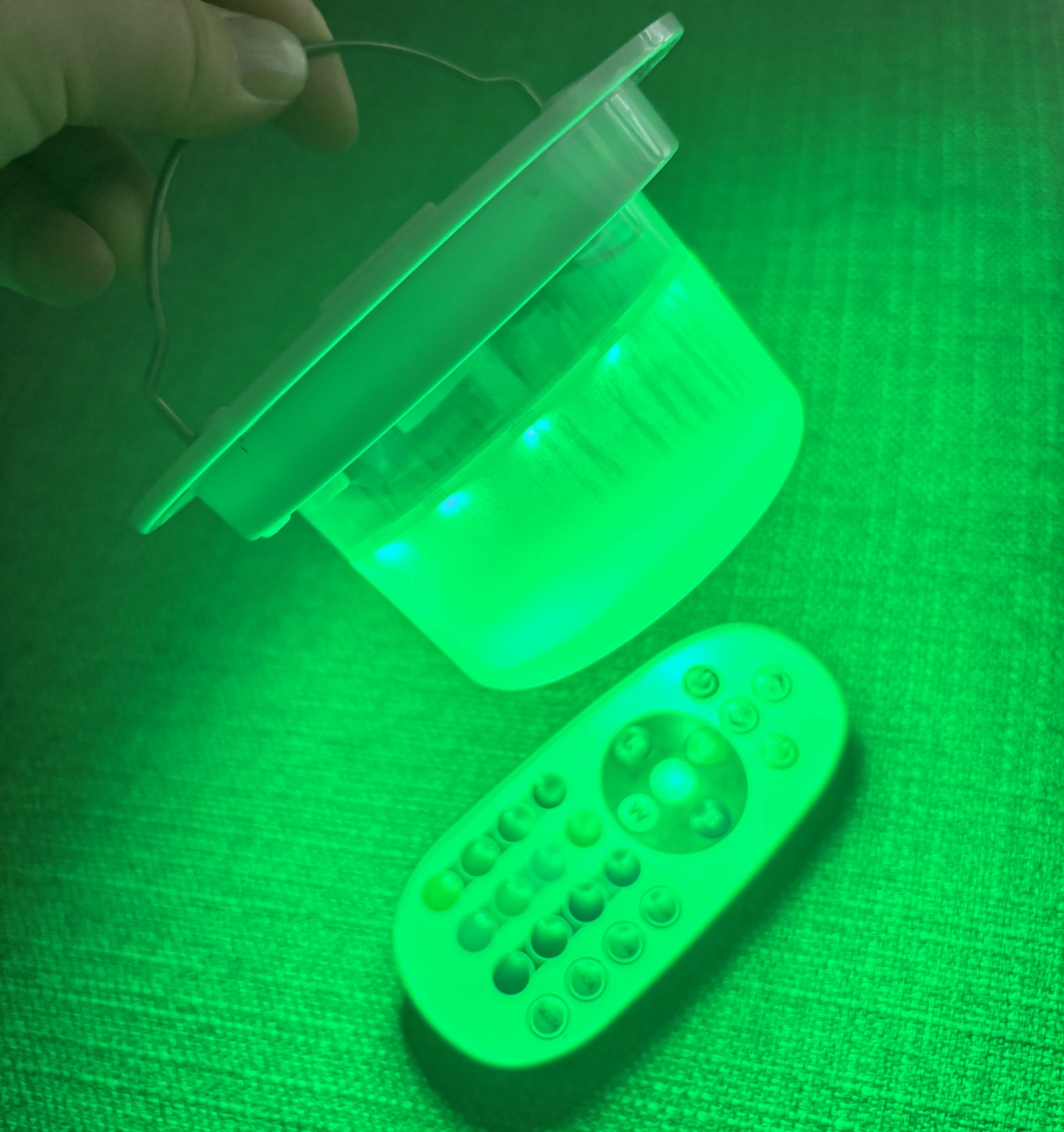 Remote controlled Rechargeable RGBW waterproof LED module Furniture ...