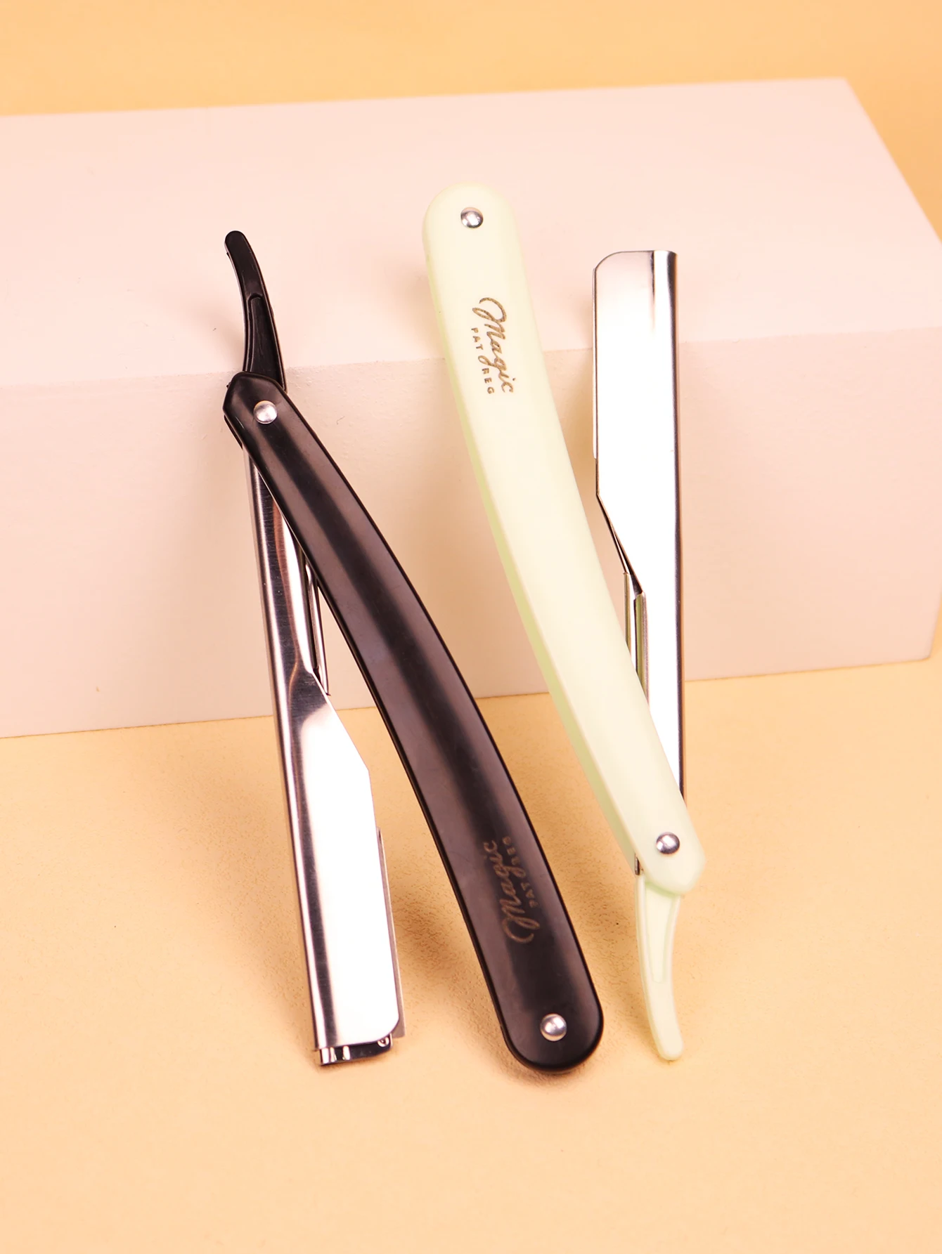 1-2pcs-Straight-edge-shaver-high-end-salon-folding-men-s-manual-shaver.jpg