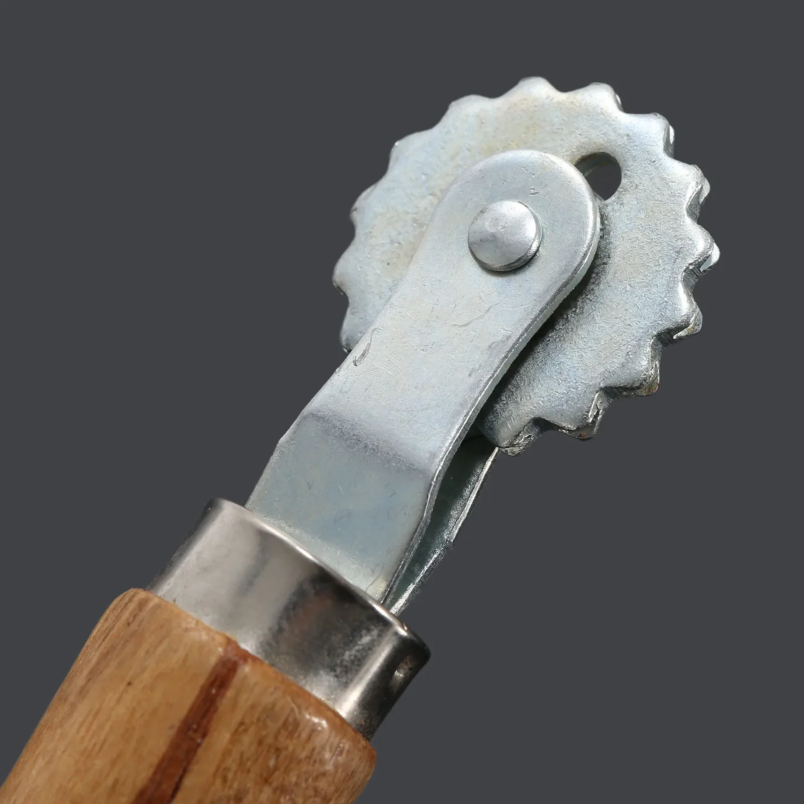 1Pc-Wooden-Handle-Stainless-Steel-Spur-Wire-Wheel-Embed-Embedder-Bee ...