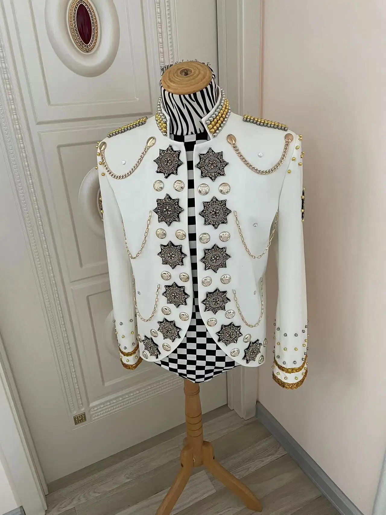 Handmade-Men-s-Metal-Chain-Decorations-Jacket-Banquet-Party-Royal-Dress ...