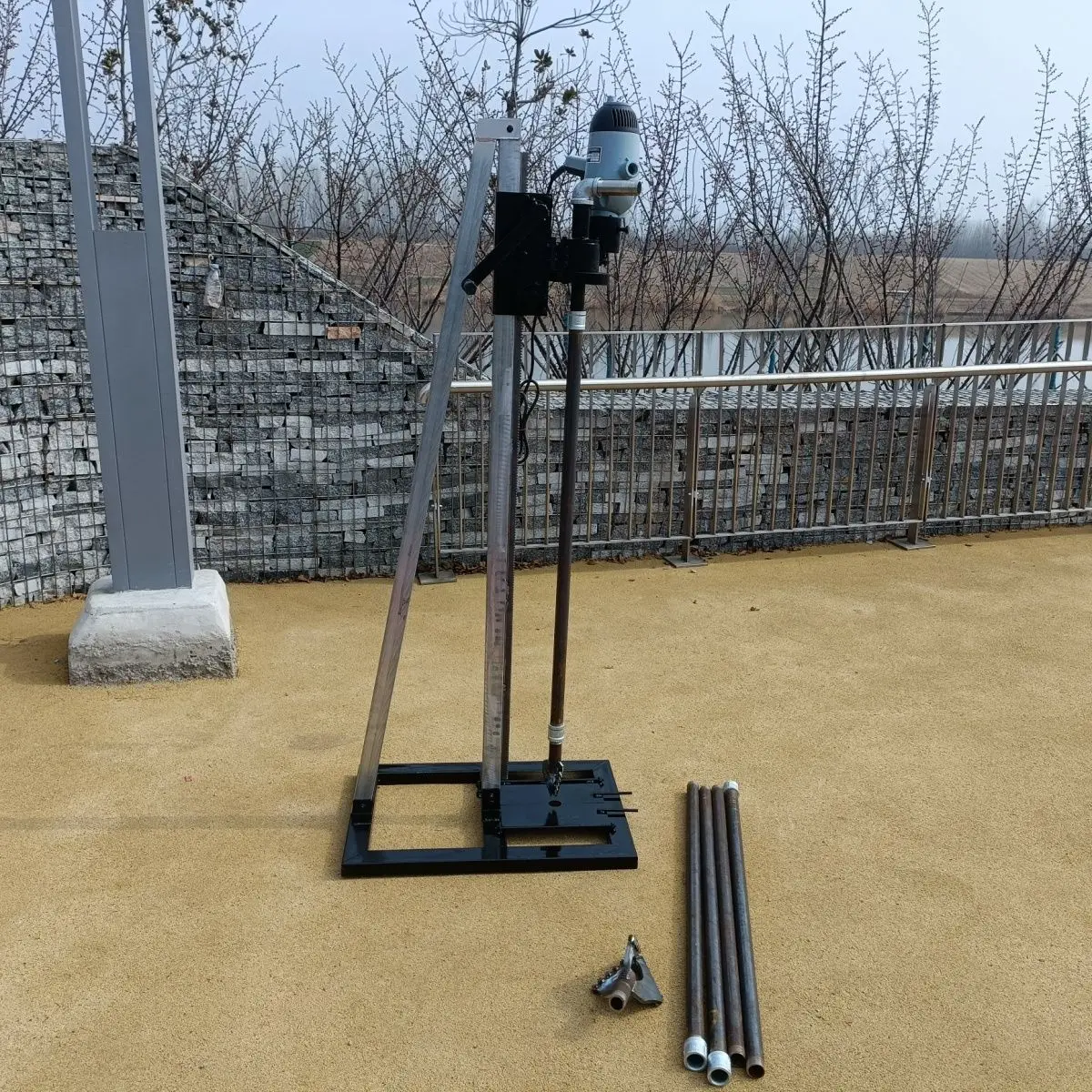 Small-portable-high-power-electric-well-drilling-rig-detachable ...