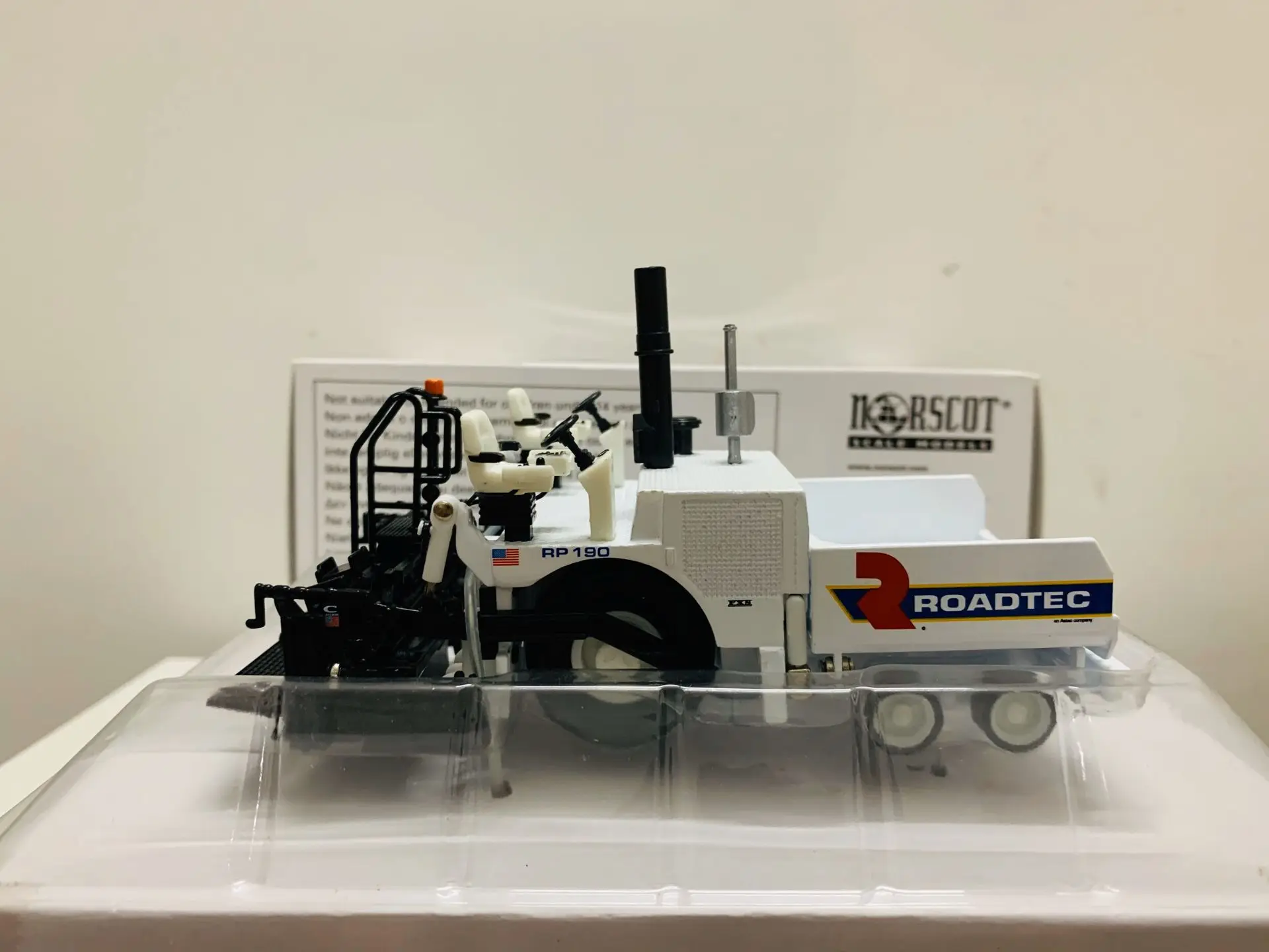 Roadtec 도로 포장기 1/50 스케일 다이캐스트 모델 584374, Rp190, 박스 내 신제품| | - AliExpress