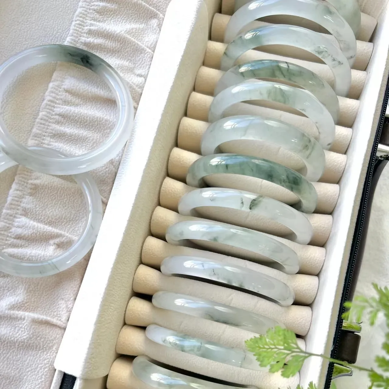 Natural A-grade Iced Tianshan Jade Bracelet Gold Silk Jade Women's ...