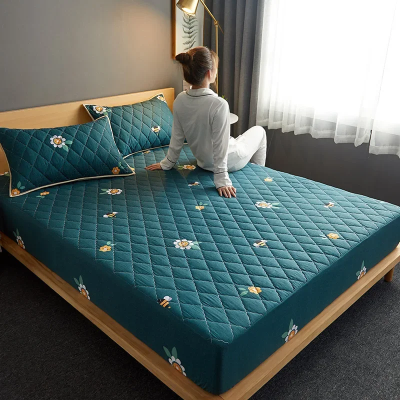 Thickened Washed Cotton Waterproof Quilted Mattress Cover Protective ...