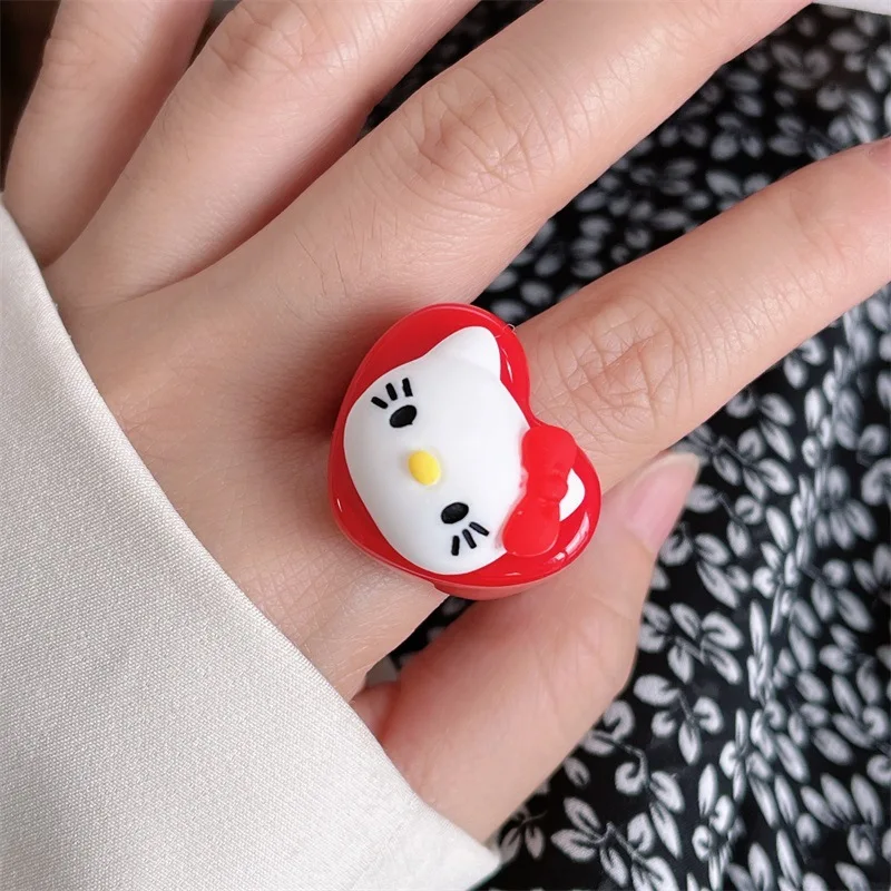 Hello Kitty Finger
