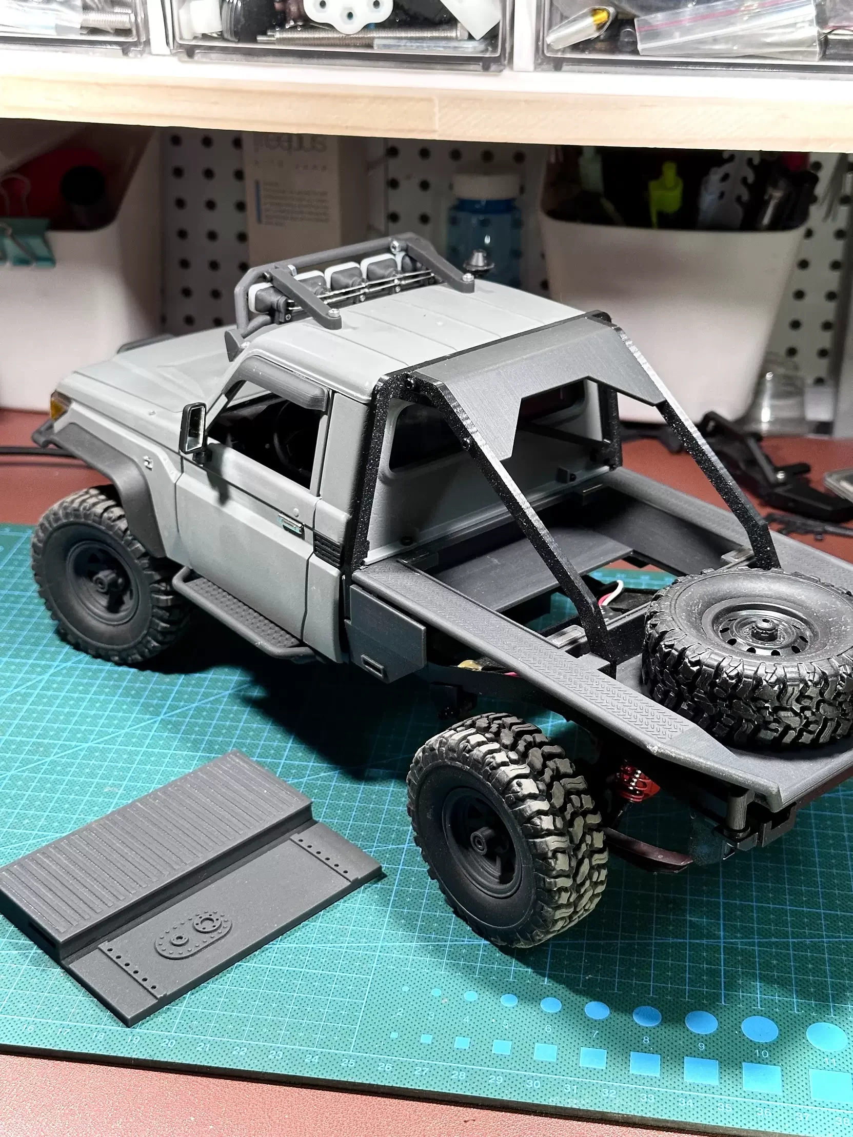 1-12-RC-MN-Model-MN82-Land-Crusier-LC76-LC79-LC70-off-road-crawler-car ...
