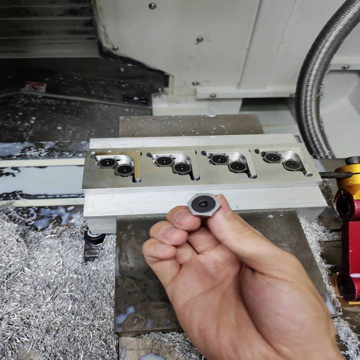 Hexagonal-top-measuring-OK-fixture-Clamp-CNC-batch-parts-processing ...