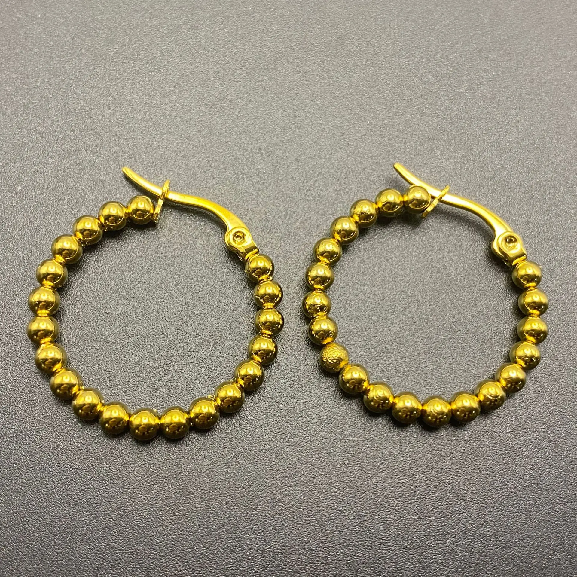 European-and-American-fashionable-golden-beads-geometric-welding-beads ...