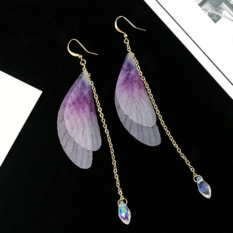 Orecchini-pendenti-con-nappe-a-catena-a-maglie-di-cristallo-con-ali-di ...