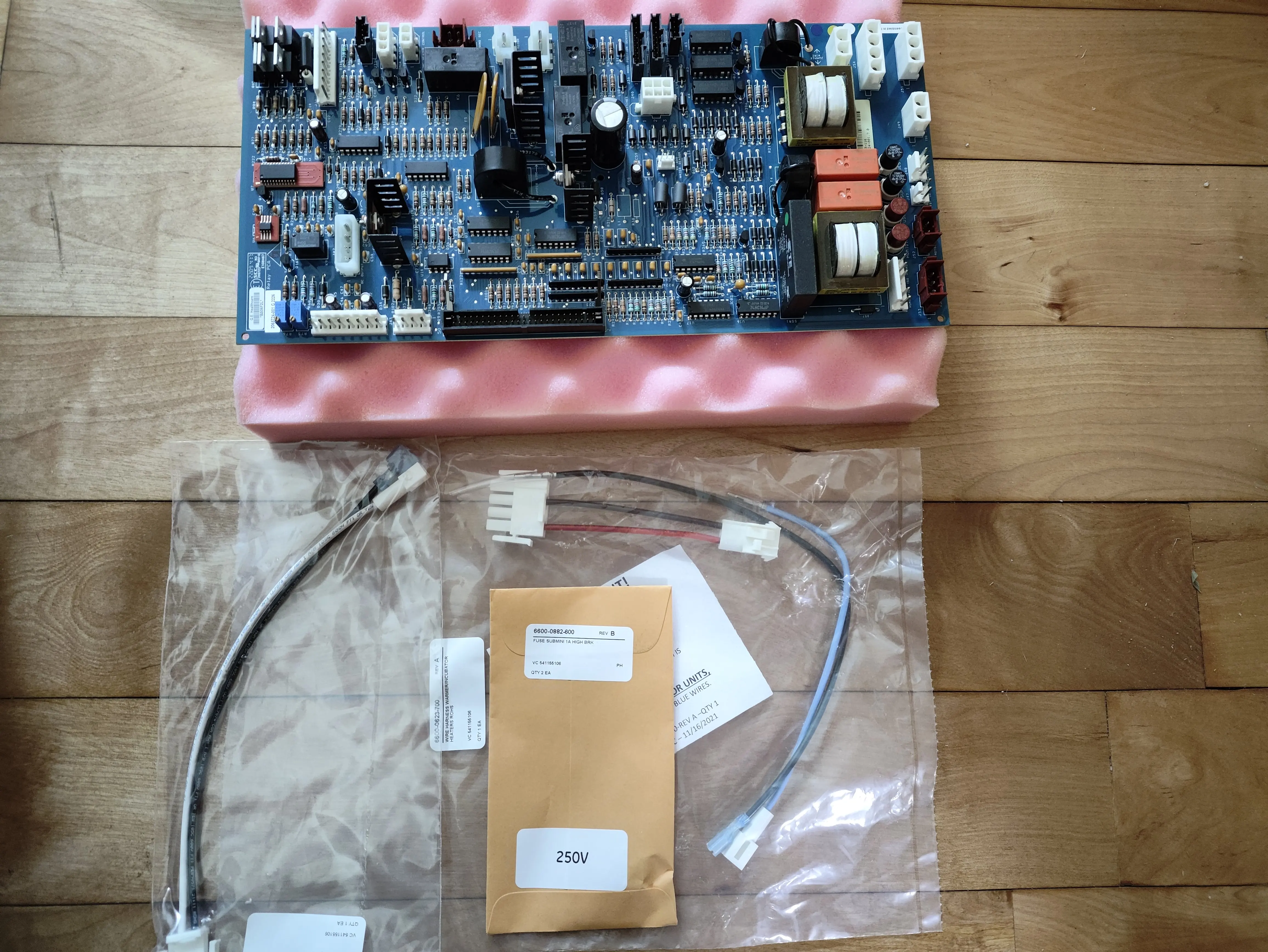 Relay PCA Kit PN:2080429-001 for Giraffe New, Original