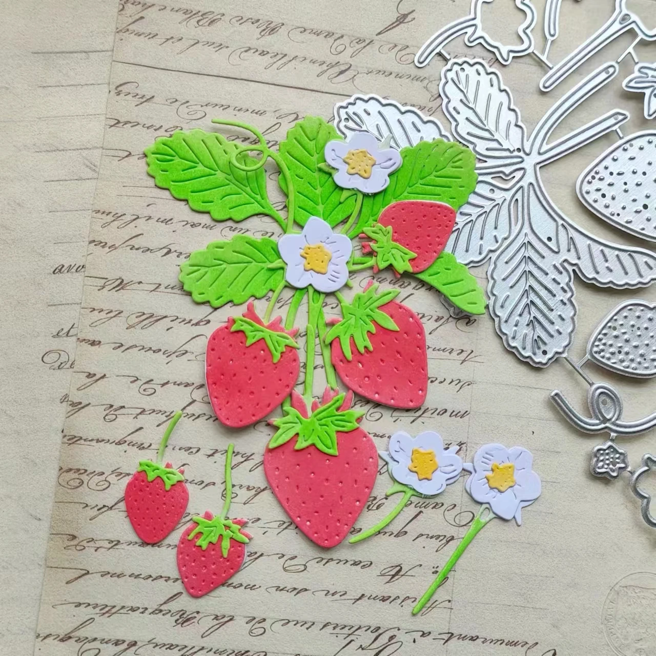 1PC-Strawberry-Cutting-Dies-New-Arrival-For-Scrapbooking-Paper-Craft ...