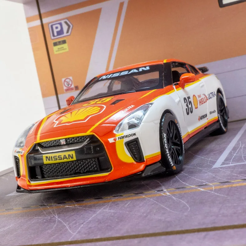 1:32 NISSAN GTR Alloy Car Die Cast Toy Car Model Sound and Light ...