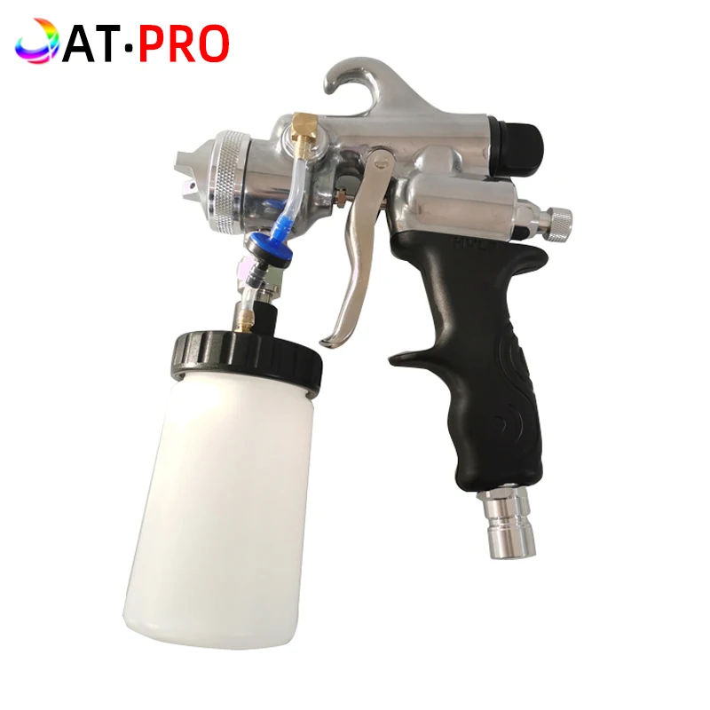 Spray Gun Spraying