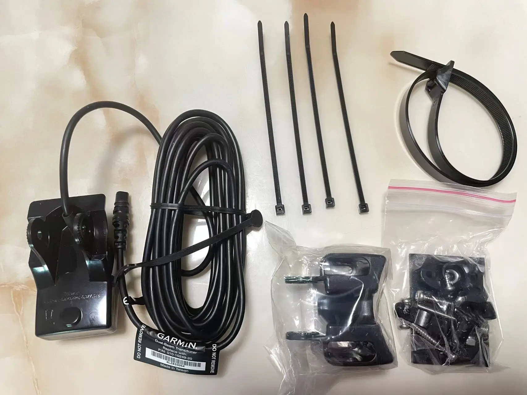 Garmin-4-Pin-Dual-Beam-Transducer-010-10249-20-Transom-Trolling ...