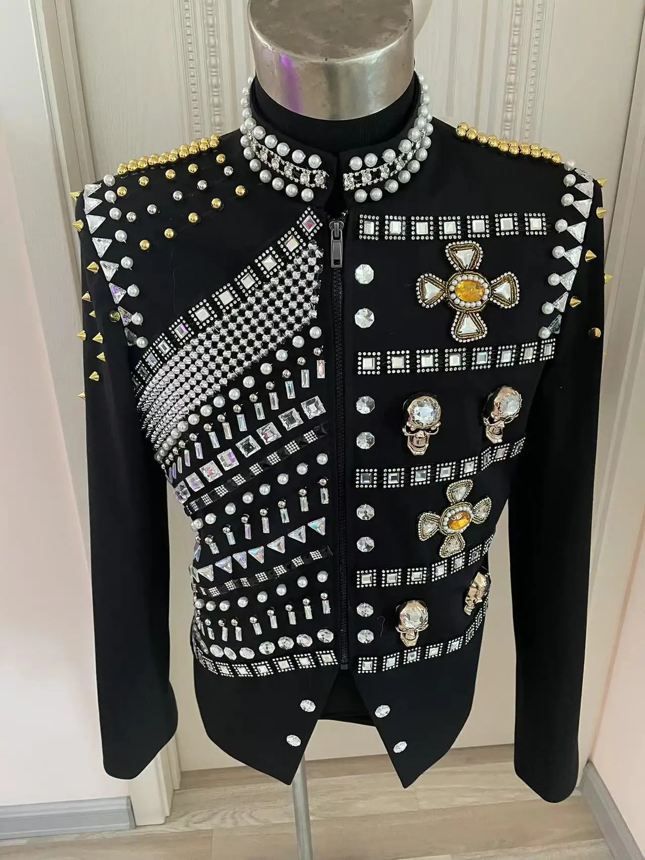 Customized-Men-s-Luxury-Handmade-Slim-Jacket-Stage-Sequins-Mirrors-suit ...