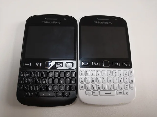 Blackberry Bold 9720 Features