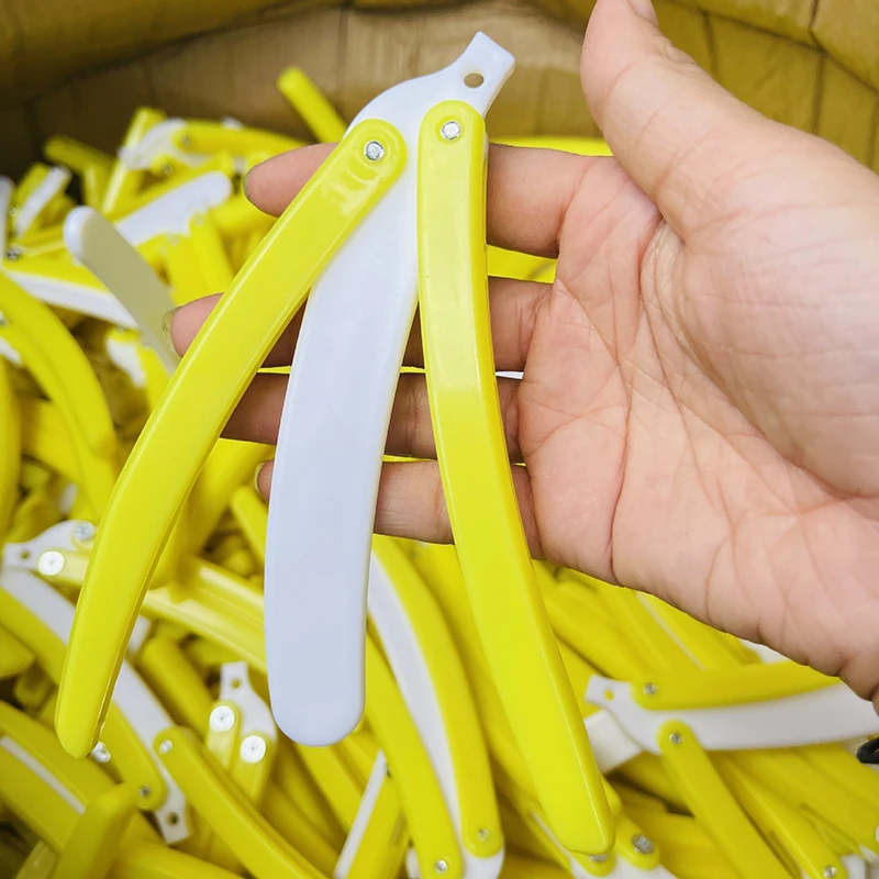 New-Banana-Radish-Butterfly-Knife-Gravity-Mini-Keychain-Fruit-Toy-Flail ...