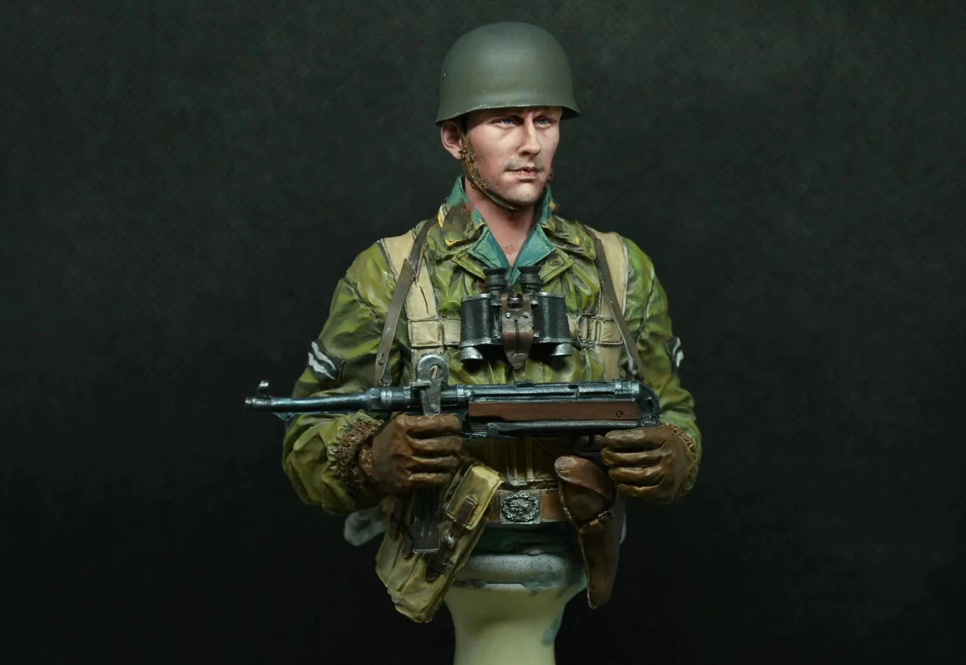 1-10-Resin-Model-Bust-GK-Unassembled-and-unpainted-kit-X10174.jpg