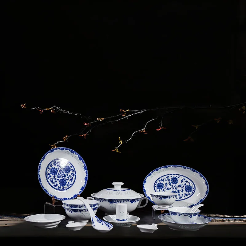 Jingdezhen-Underglaze-Blue-and-White-Twining-Lotus-Linglong-Porcelain ...