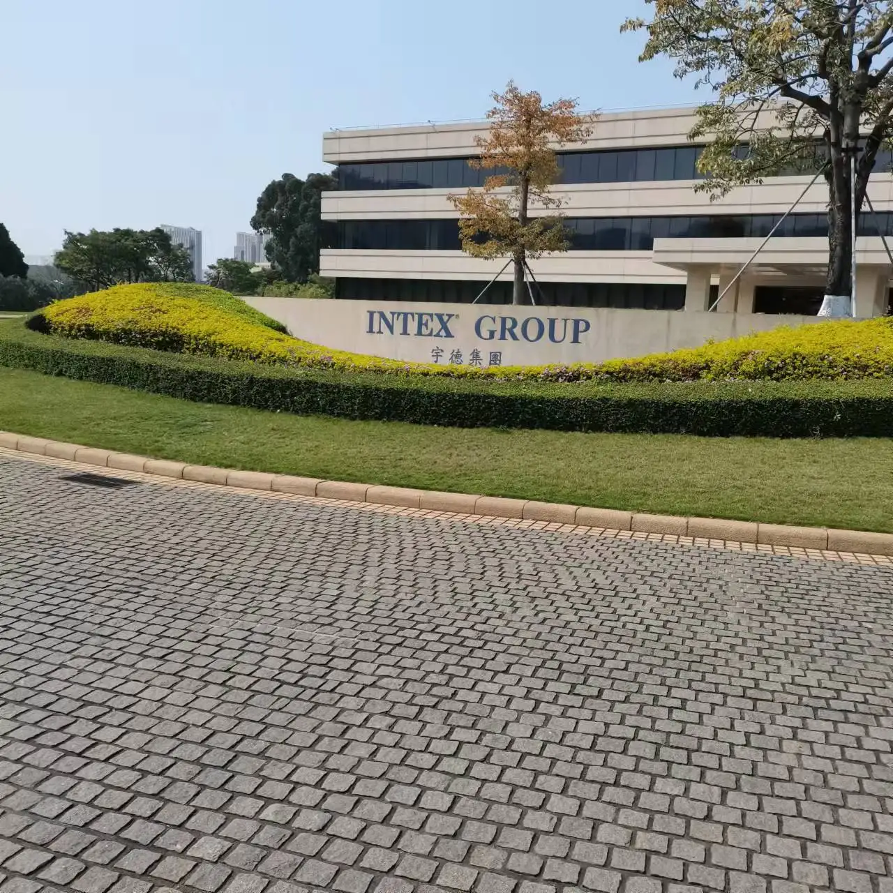 78 ft X 59 in recreational bed Raft float Crown Island inflatable ...